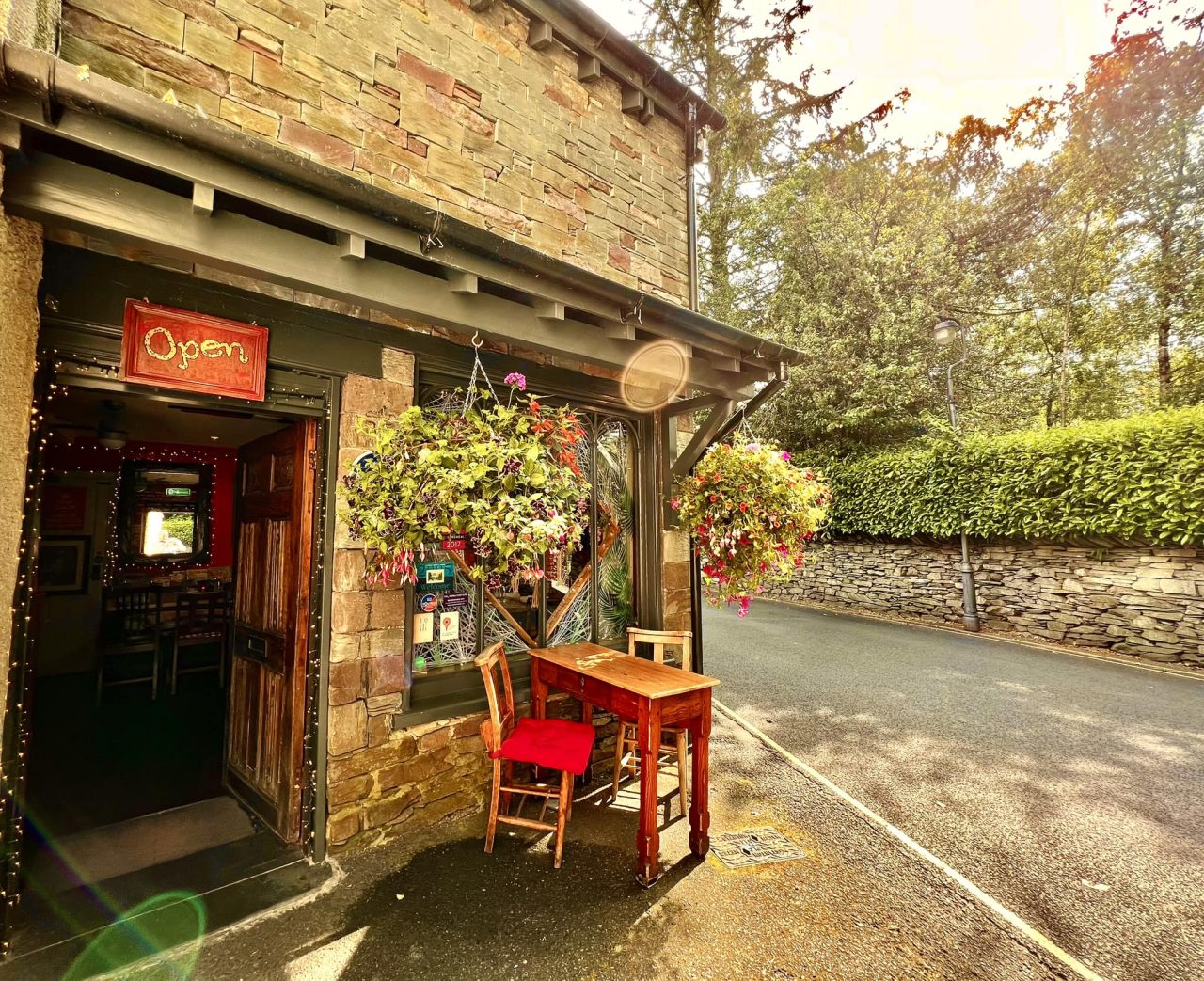 8 Must visit places to eat in Grasmere