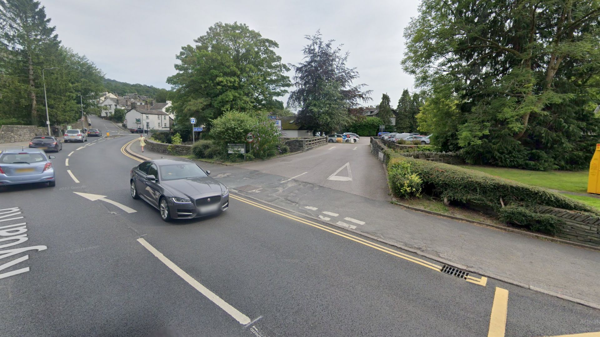 Where can I park in Ambleside?